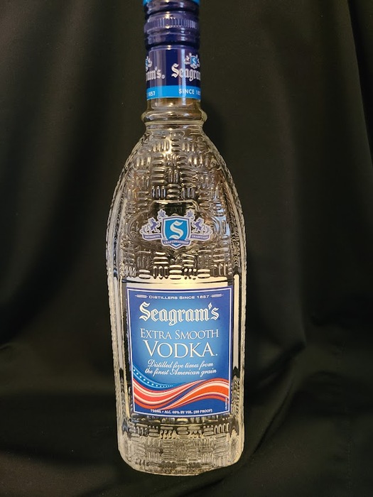 Seagram's Extra Smooth Vodka :: Davis and Davis Show